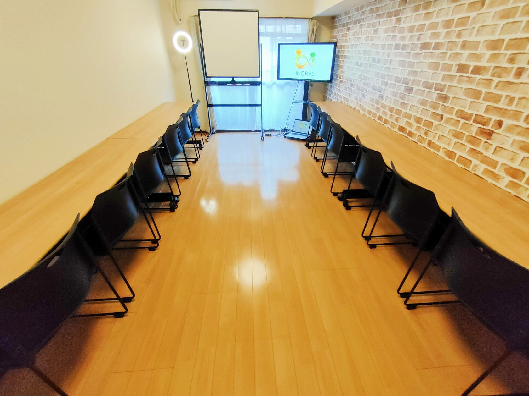 〈トーカン博多2〉【博多駅5分/最大16名】設備無料/高速光Wi-Fi/モニター/ホワイトボード/リングライトの写真7