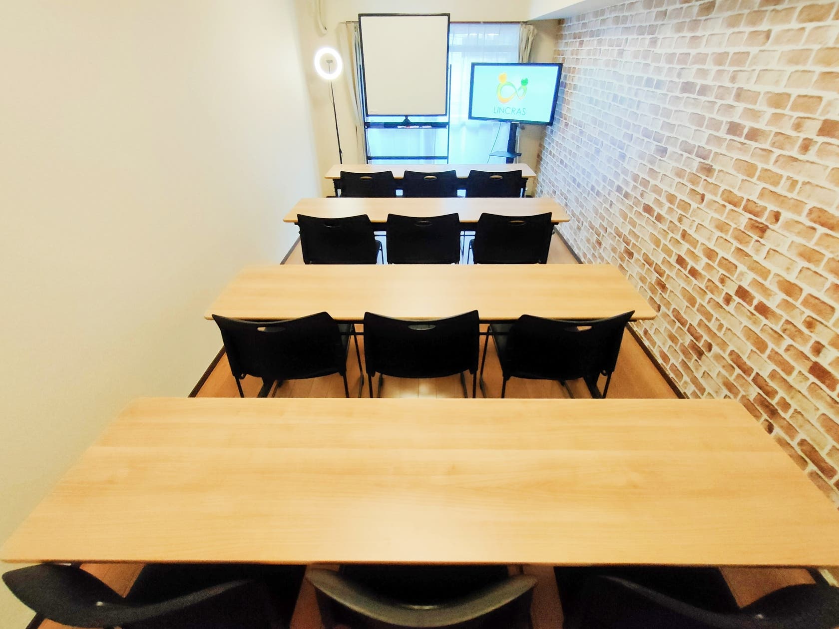 〈トーカン博多2〉【博多駅5分/最大16名】設備無料/高速光Wi-Fi/モニター/ホワイトボード/リングライトの写真12