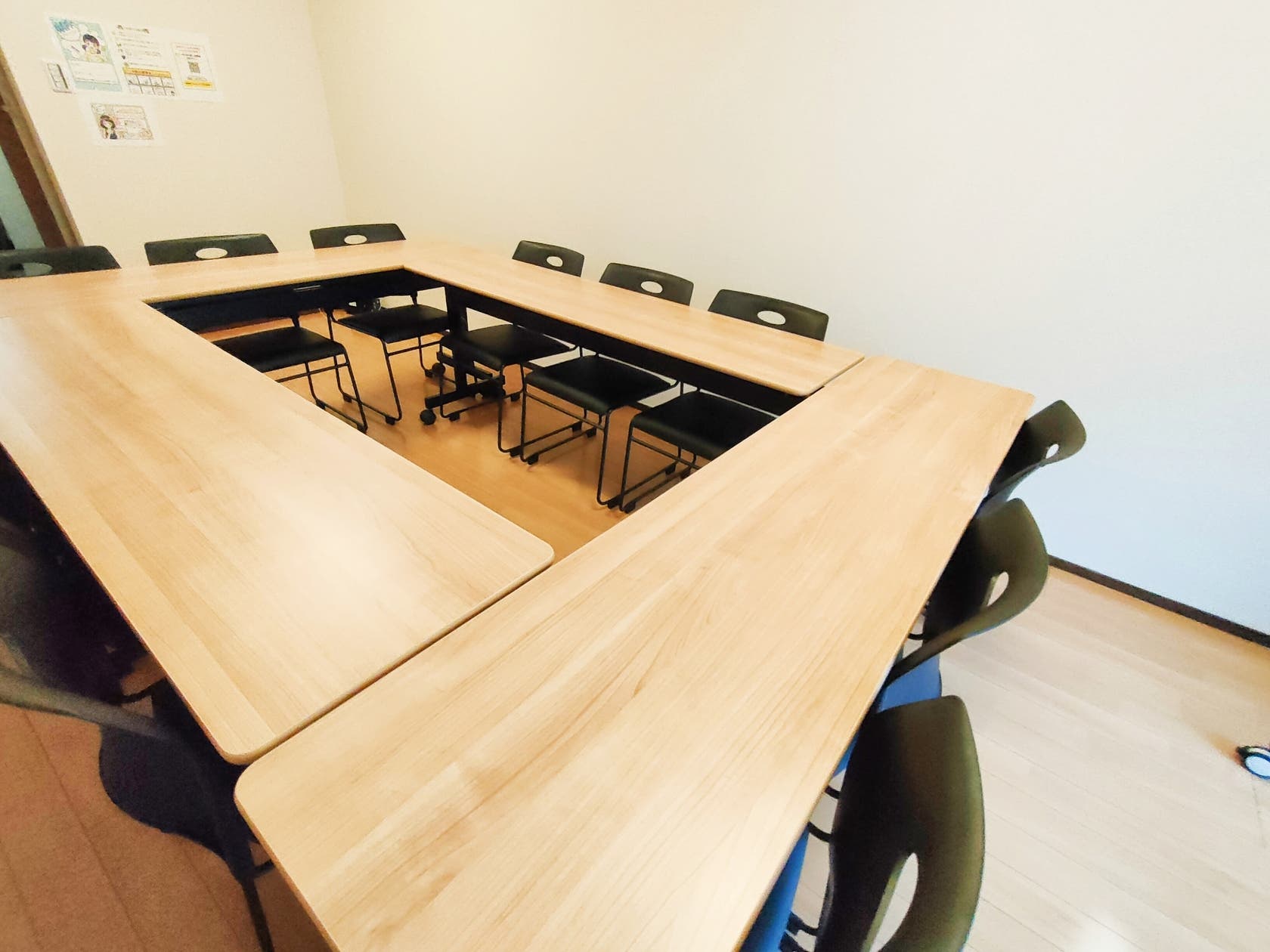 〈トーカン博多2〉【博多駅5分/最大16名】設備無料/高速光Wi-Fi/モニター/ホワイトボード/リングライトの写真11