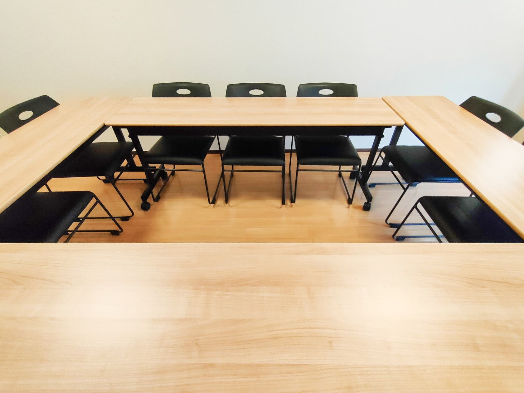 〈トーカン博多2〉【博多駅5分/最大16名】設備無料/高速光Wi-Fi/モニター/ホワイトボード/リングライトの写真13