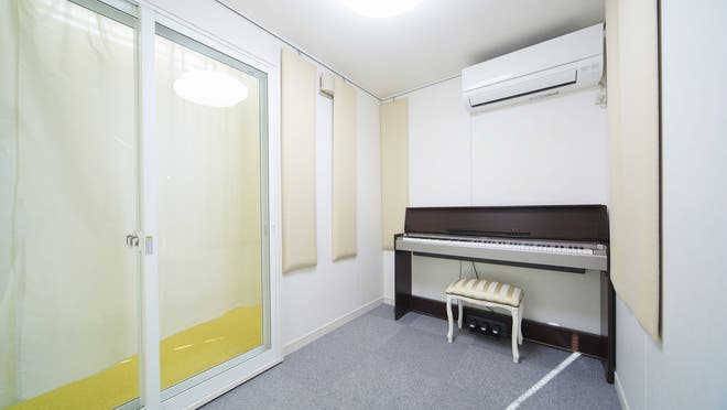 【用賀駅南口徒歩1分】ピアノ🎸防音室《🕒24時間/要予約》⭐️教室開講OK:Dルームの写真1