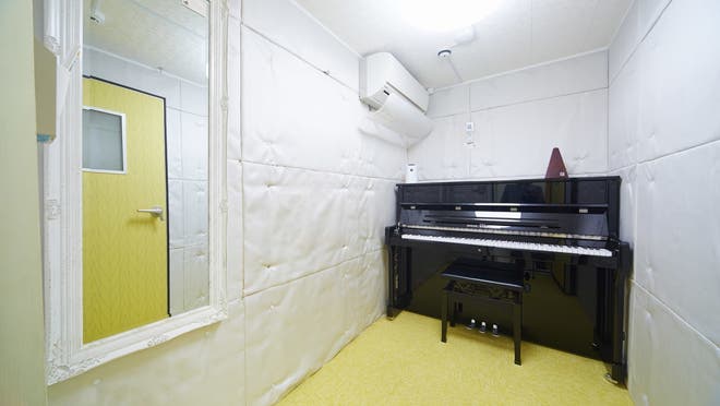 【用賀駅南口徒歩1分】ピアノ🎸防音室《🕒24時間/要予約》⭐️教室開講OK:Aルームの写真2