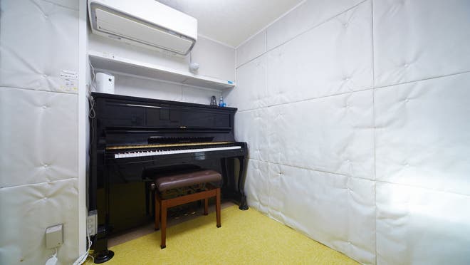 【用賀駅南口徒歩1分】ピアノ🎸防音室《🕒24時間/要予約》⭐️教室開講OK:Bルームの写真4