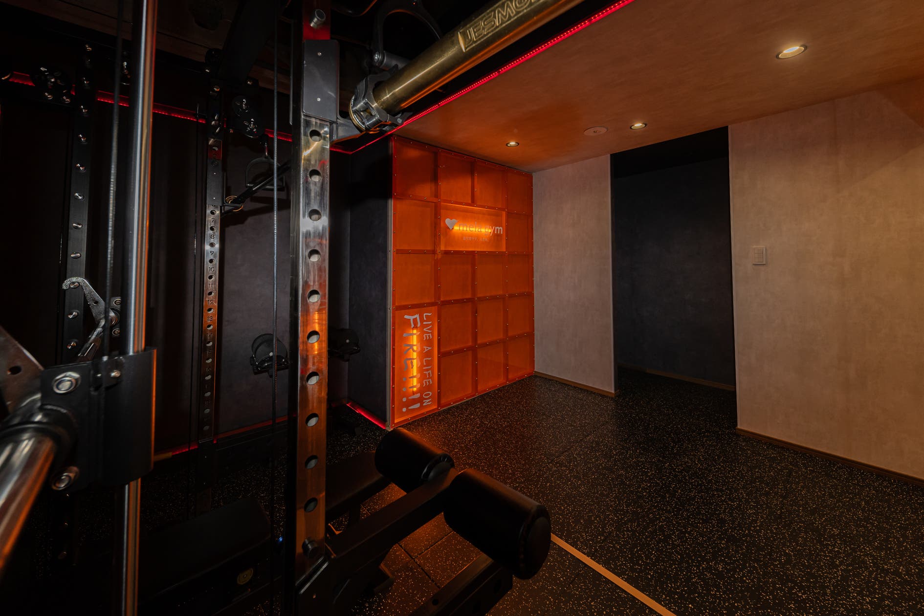 【浅草駅徒歩2分】❤️‍🔥空間で“また来たい”をつくる❤️‍🔥｜トレーナーが選ぶNo.1レンタルジム🏋️‍♀️の写真6