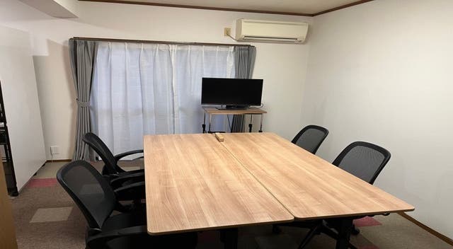 【ひまわりルーム】JR谷山駅から徒歩４分！ 少人数の教室・ミーティングや作業利用に最適。