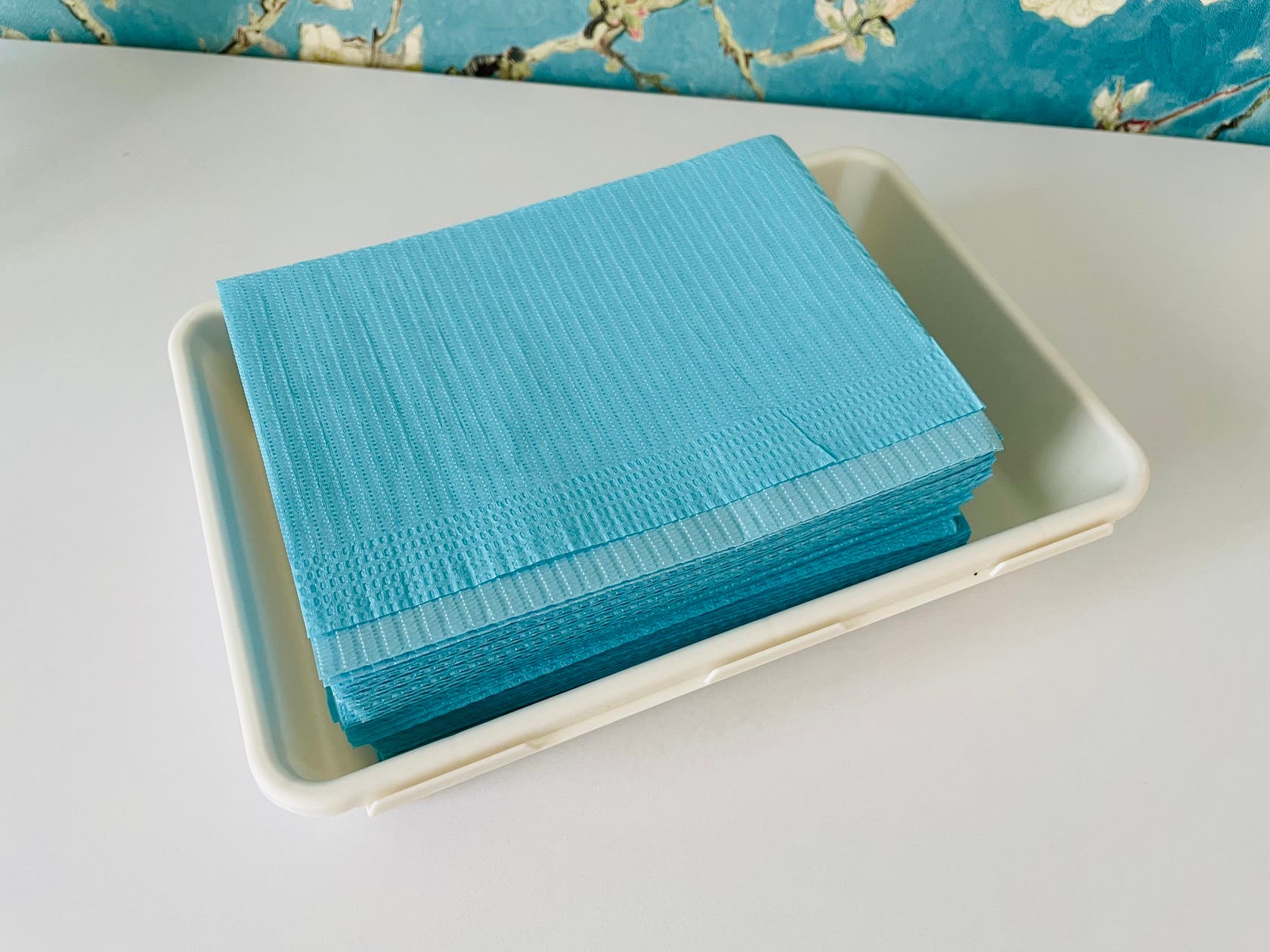 【使い捨てペーパーシート/枕カバーやネイル時に】の画像1