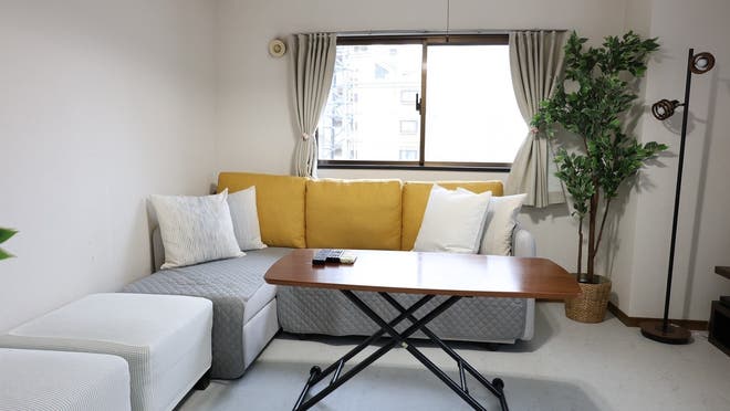 薬院駅から徒歩5分🚃Aladdin Vase導入🌸お部屋時間を満喫🌟最上階角部屋😍女子会・映画鑑賞📺の写真1