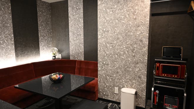 【赤坂駅 徒歩5分】カラオケルーム🎤ロケ収録、tiktok、YouTube撮影🎥オフ会🍃会議✨ポートレート・MV・PV🎥の写真10