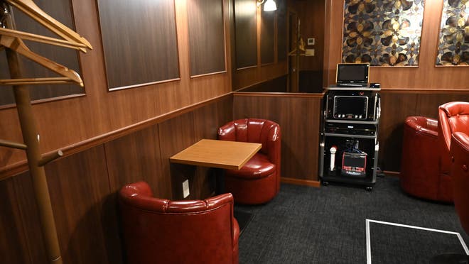 【赤坂駅 徒歩5分】BARルーム🍷ロケ収録、tiktok、YouTube撮影🎥オフ会🍃女子会✨ポートレート・MV・PV🎥の写真6