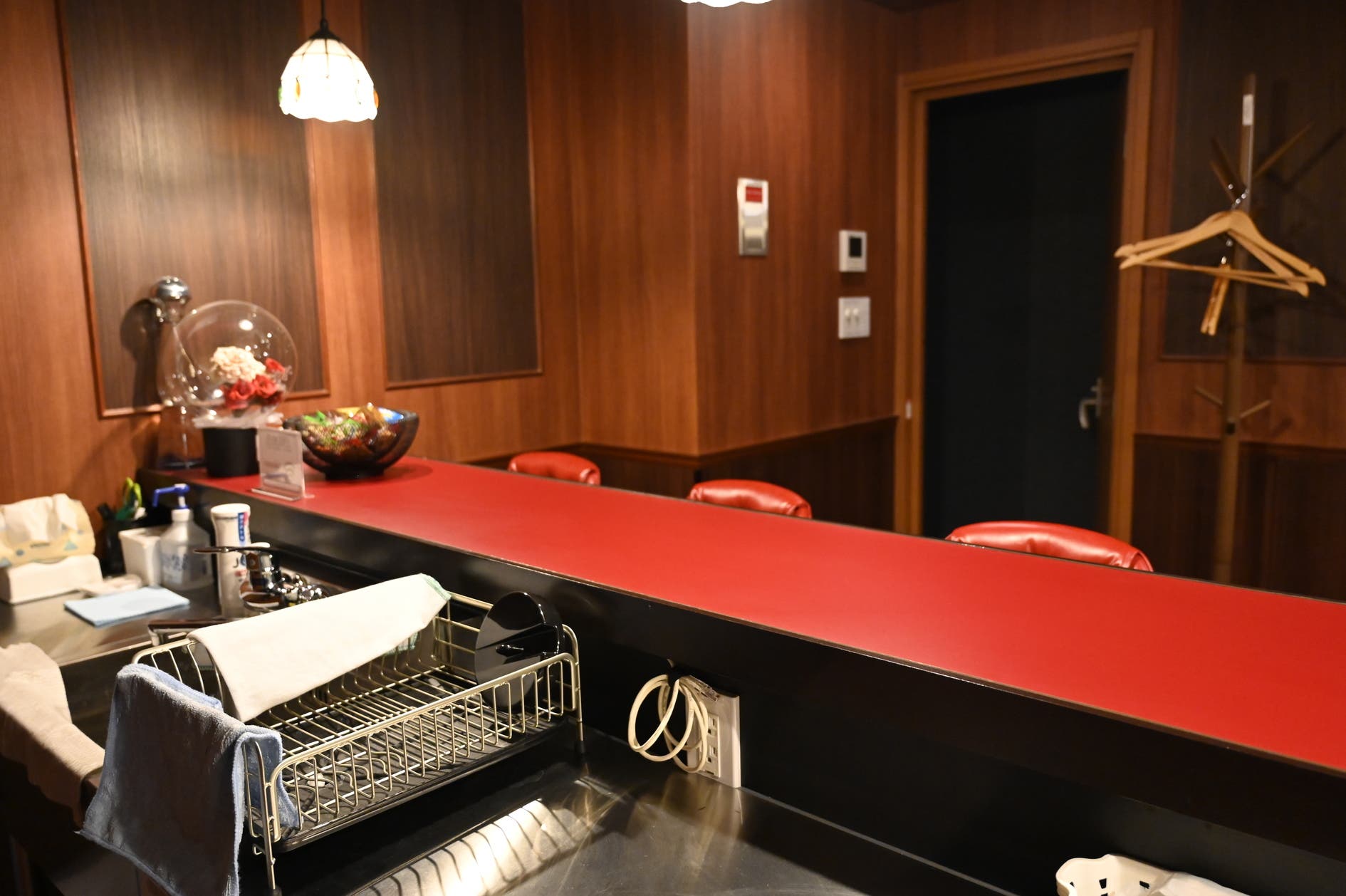 【赤坂駅 徒歩5分】BARルーム🍷ロケ収録、tiktok、YouTube撮影🎥オフ会🍃女子会✨ポートレート・MV・PV🎥の写真8