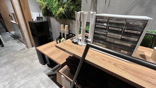 【喜多見駅から徒歩3分!オンラインMTGに最適】WiFi・電源・フリードンク完備 1名個室 <ROOM2>の写真5