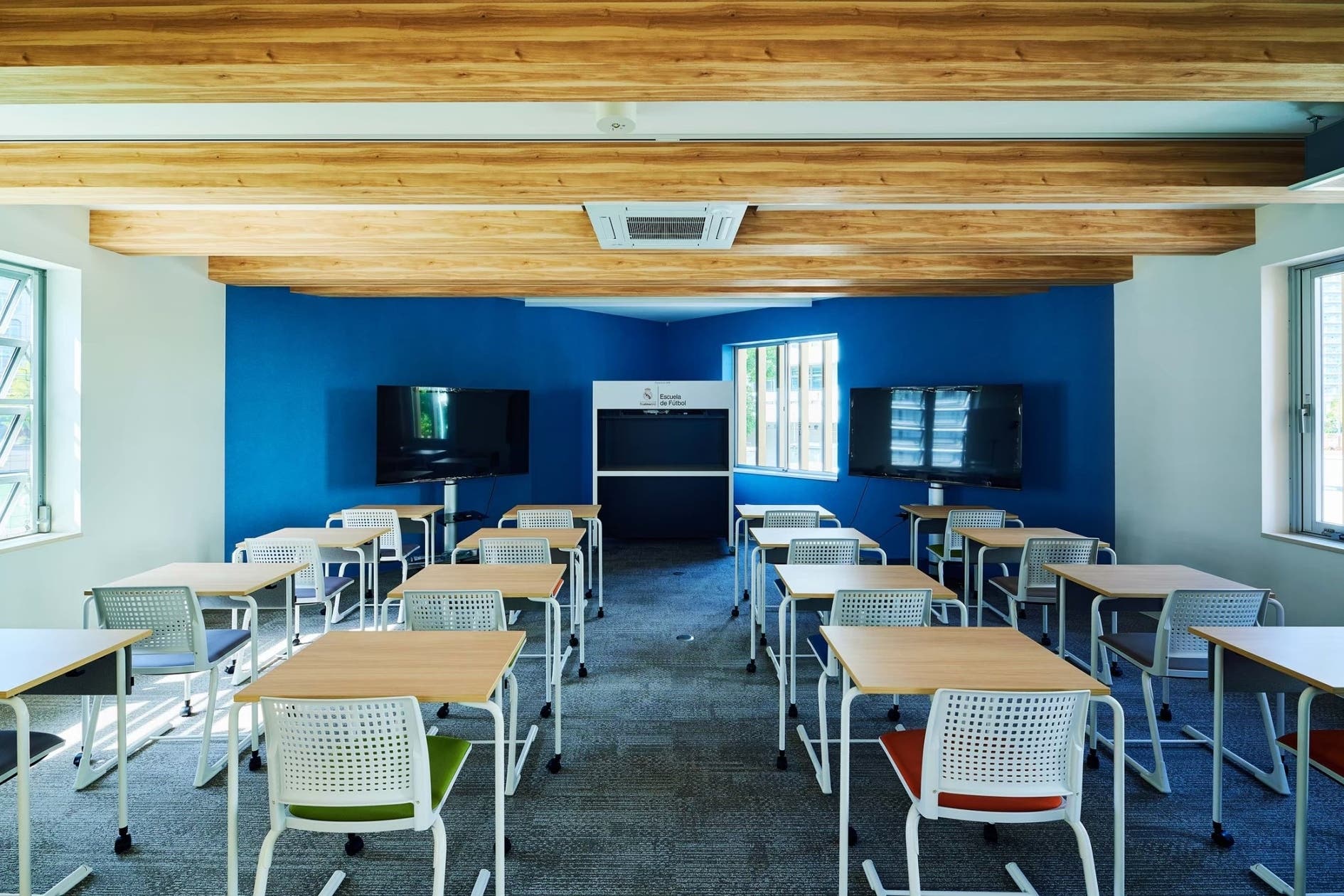 中央区晴海のセミナールーム💻💻最大20名収容🧍‍♂️Wi-Fi👌の写真1