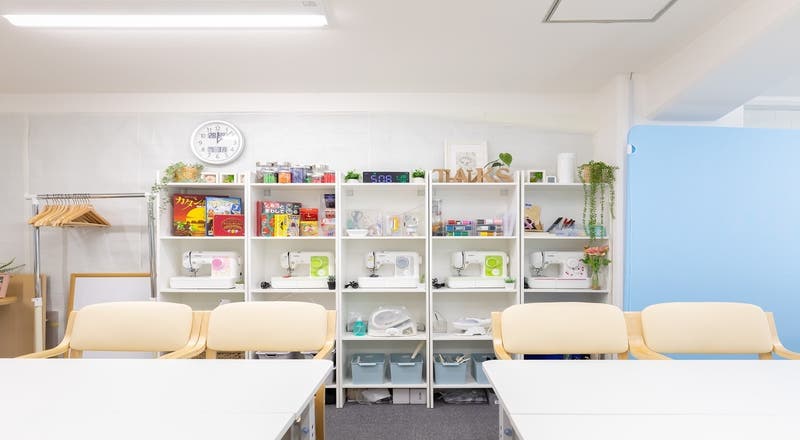 OPEN★ミシンが使える会議室♫コンパクトミシン5台【ラリマー本町西】駅1分★最大20名★EV有★セミナー・ワークショップに！