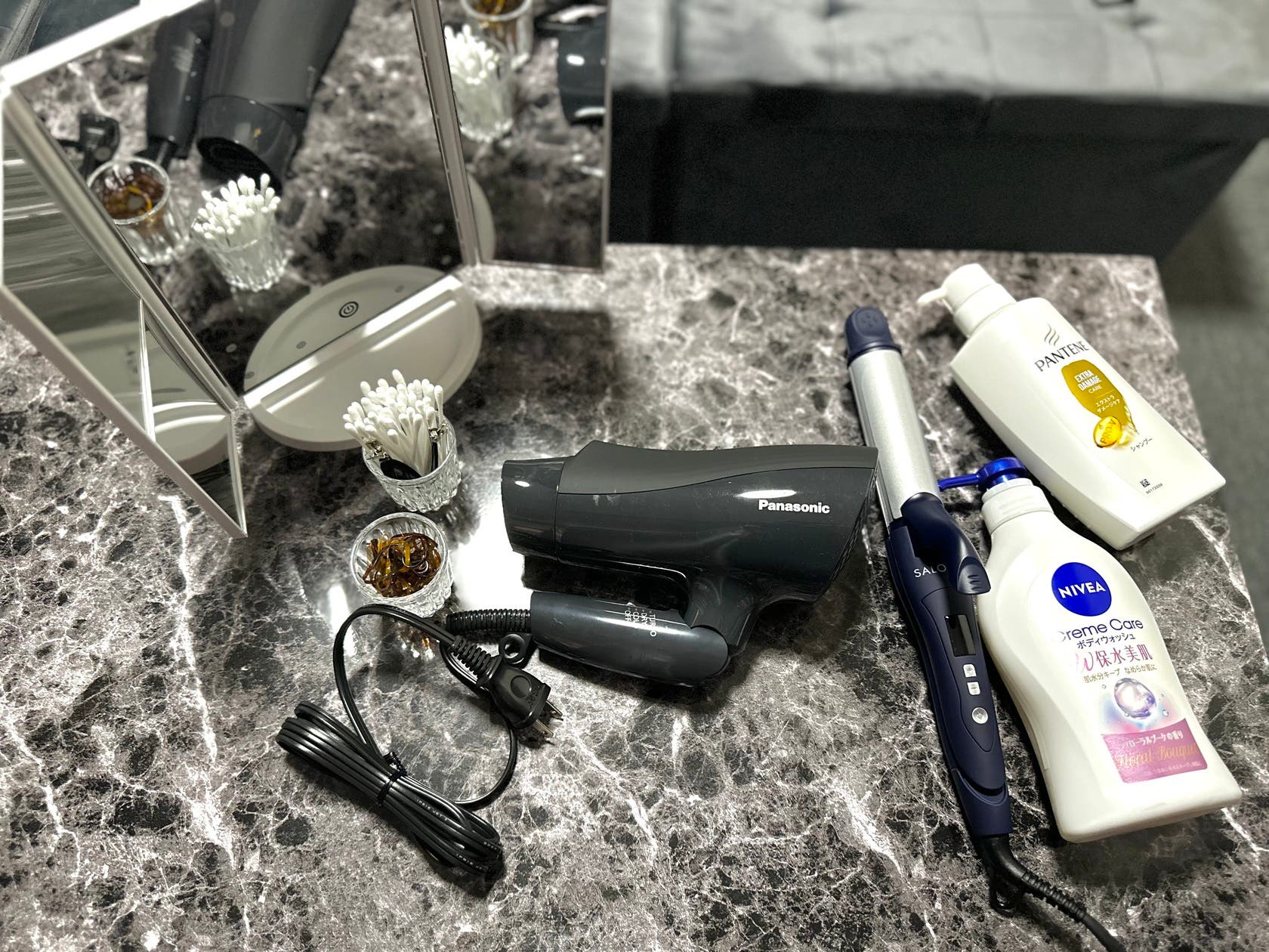 女優ミラー・コテ≪ストレート＆カール≫・メイク直し備品の画像1