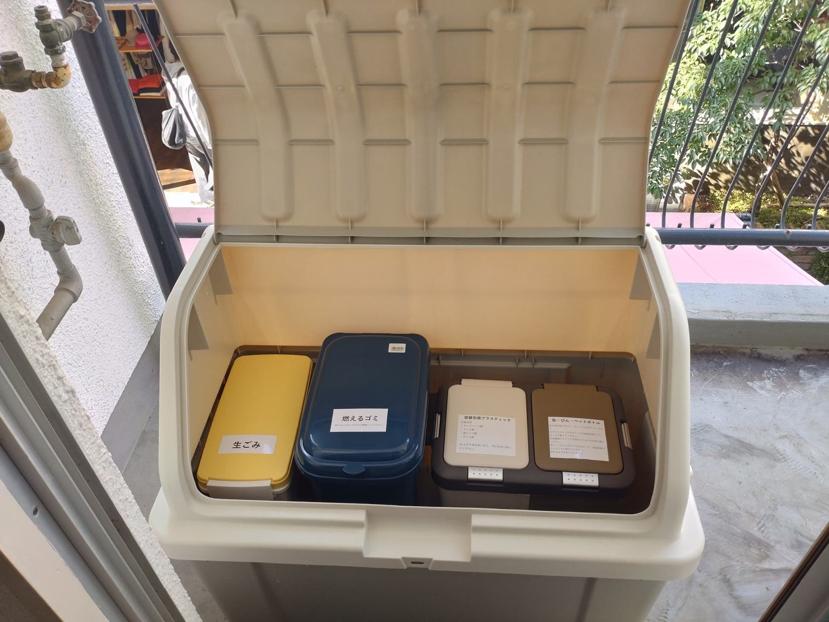 【大人気４人ぐらいのおしゃべりスペース】クリスマス🌟ゲーム多数🗑ゴミ箱利用可🍕鍋パ/タコパ/合コン/女子会/DVD鑑賞の写真9