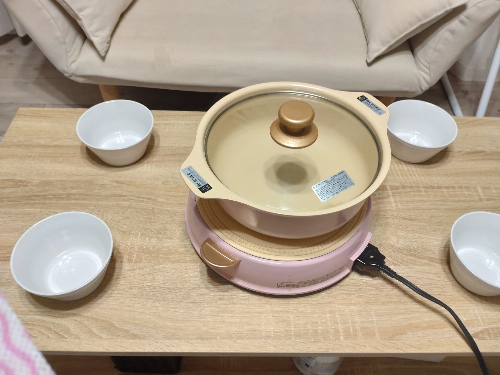 【大人気４人ぐらいのおしゃべりスペース】クリスマス🌟ゲーム多数🗑ゴミ箱利用可🍕鍋パ/タコパ/合コン/女子会/DVD鑑賞の写真14