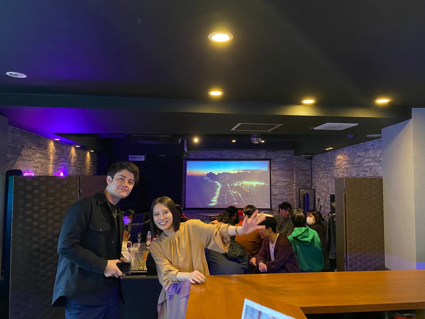 3時間飲み放題（2500円/人）の画像1