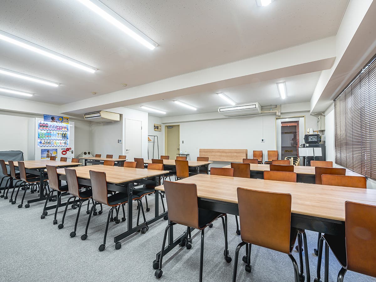  【ROOMs第2会議室】八丁堀駅 徒歩3分 最大44名/光回線/会議/セミナー/ボドゲ/面接/研修/施術/撮影【安い・綺麗】の写真4