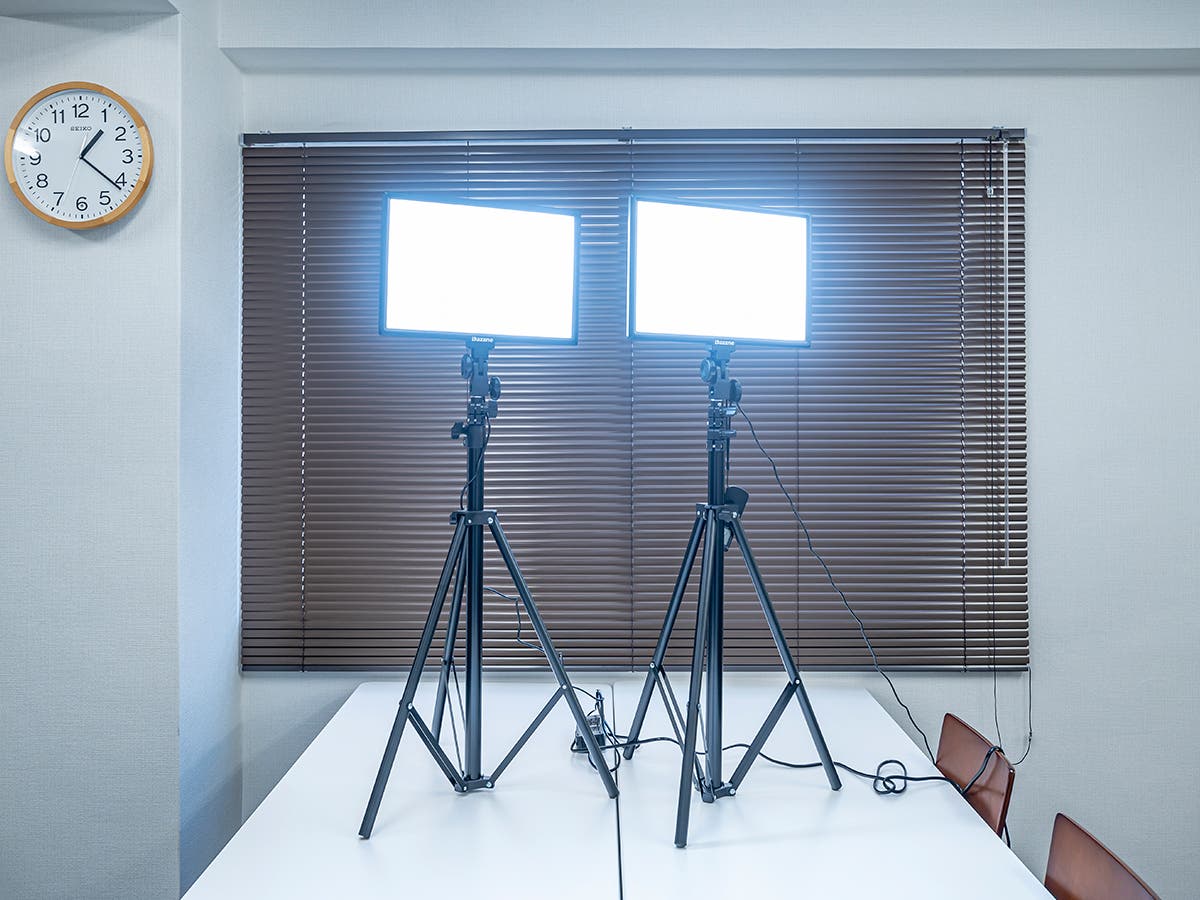  【ROOMs第1会議室】神田駅 東口1分 最大18名/光回線/施術ベット3台/会議/ボドゲ/セミナー/研修/撮影【安い・綺麗】の写真13