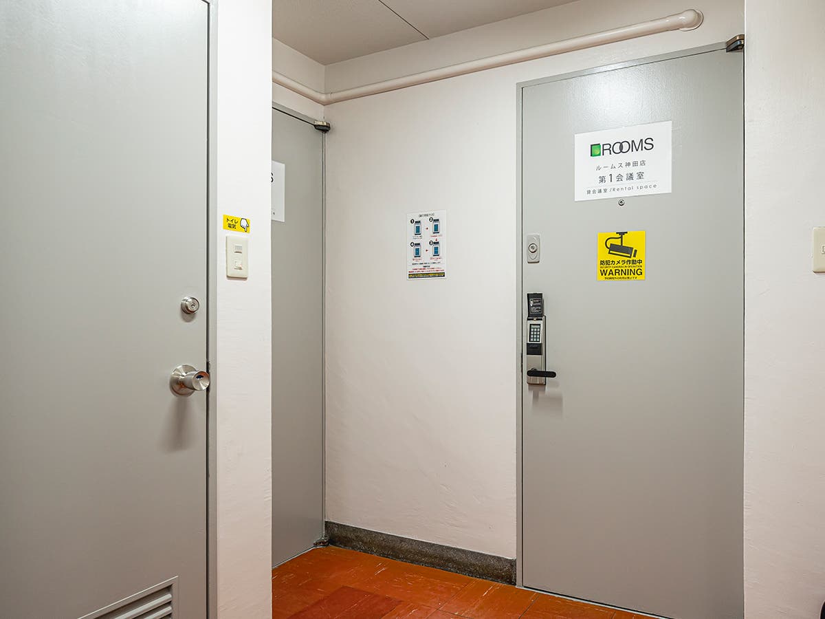  【ROOMs第1会議室】神田駅 東口1分 最大18名/光回線/施術ベット3台/会議/ボドゲ/セミナー/研修/撮影【安い・綺麗】の写真25