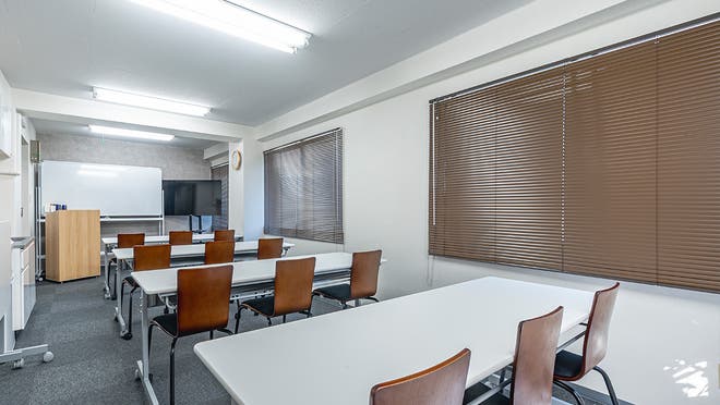 【ROOMs第1会議室】神田駅 東口1分 最大18名/光回線/施術ベット3台/会議/ボドゲ/セミナー/研修/撮影【安い・綺麗】の写真5