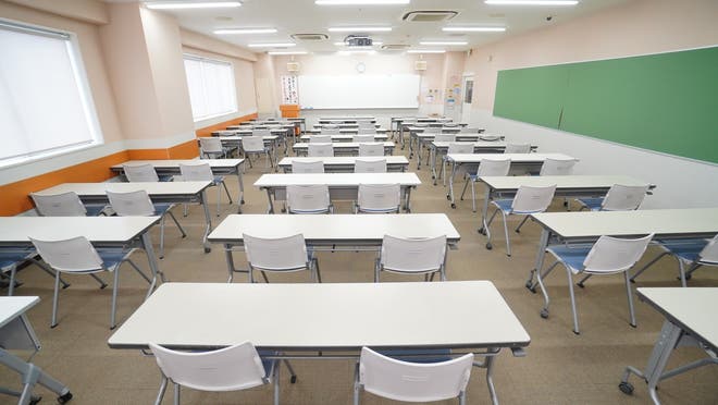 <英進館天神本館3号館レンタルスペース9階会議室>50名収容面談室💺セミナー/講演会/説明会/会議の写真3