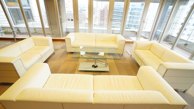 <英進館天神本館3号館レンタルスペース9階応接室>8名収容応接室💺会議/打ち合わせ/商談/面談/面接の写真5