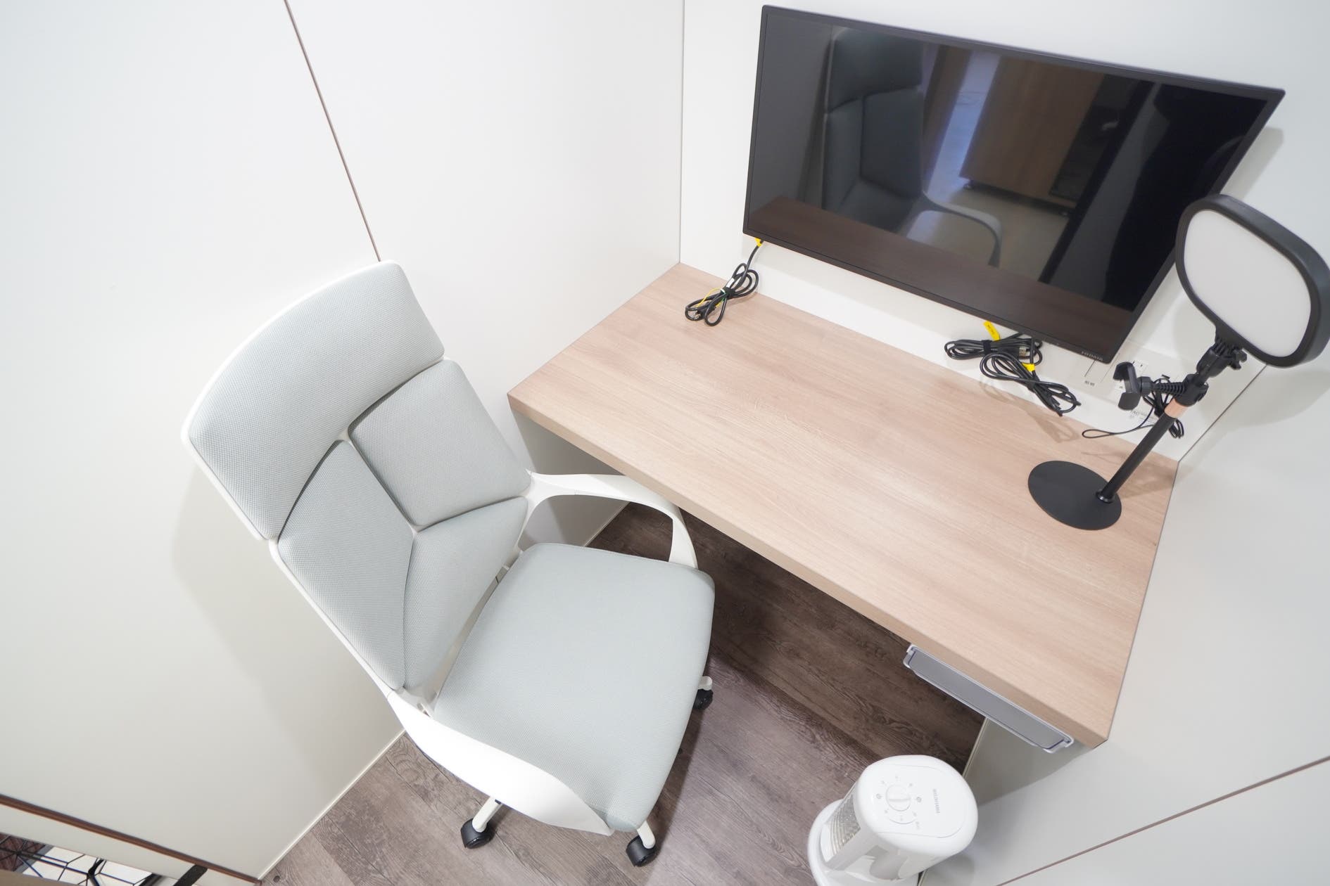 ＜PRIME BOOTH名古屋駅前No.4（ラージ）＞名古屋駅U11番出口徒歩1分🚃建物内コンビニ1階🏪完全個室💼Wi-Fi📶の写真8