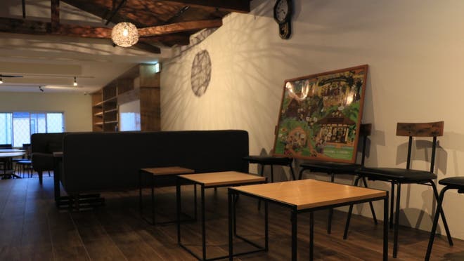 【近鉄八尾駅徒歩5分】キッチン完備/最大30名まで可能/Wi-Fi・プロジェクター・スクリーン完備/セミナー、イベント・交流会の写真1