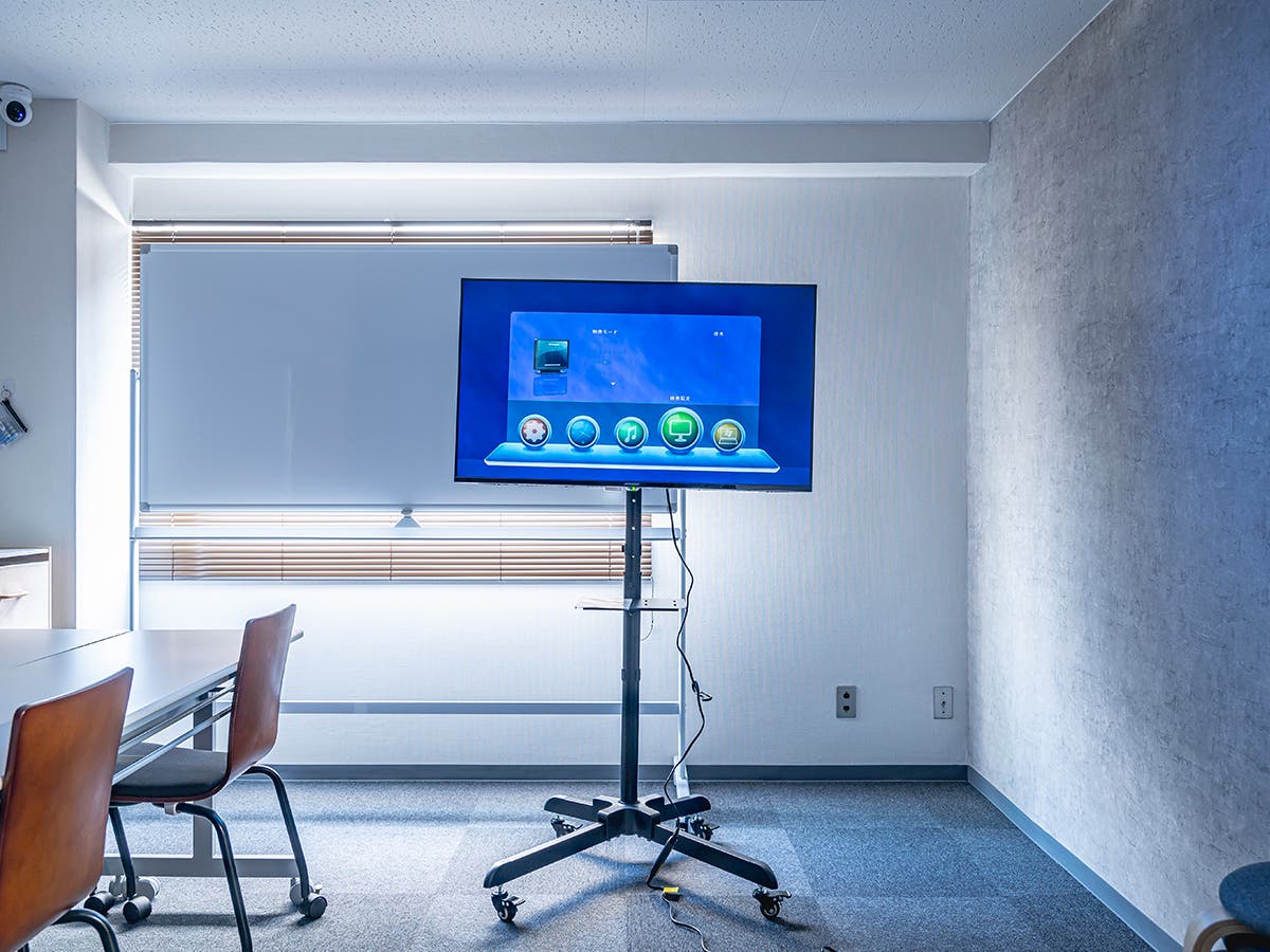 【ROOMs第2会議室】神田駅 東口1分 最大12名/施術ベット2台/光回線/会議/ボドゲ/セミナー/ボドゲ/撮影【安い・綺麗】の写真5