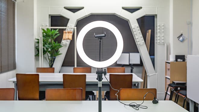 【ROOMs第2会議室】神田駅 東口1分 最大12名/施術ベット2台/光回線/会議/ボドゲ/セミナー/ボドゲ/撮影【安い・綺麗】の写真6