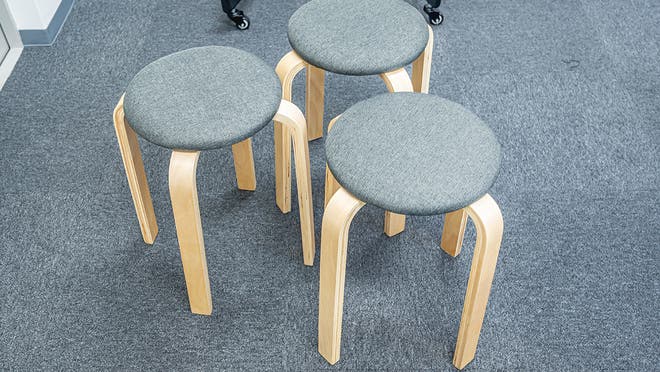 【ROOMs第2会議室】神田駅 東口1分 最大12名/施術ベット2台/光回線/会議/ボドゲ/セミナー/ボドゲ/撮影【安い・綺麗】の写真15