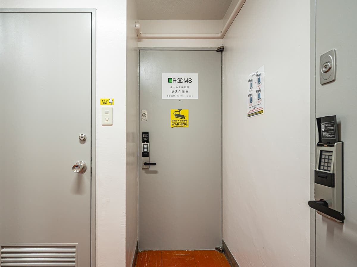 【ROOMs第2会議室】神田駅 東口1分 最大12名/施術ベット2台/光回線/会議/ボドゲ/セミナー/ボドゲ/撮影【安い・綺麗】の写真22