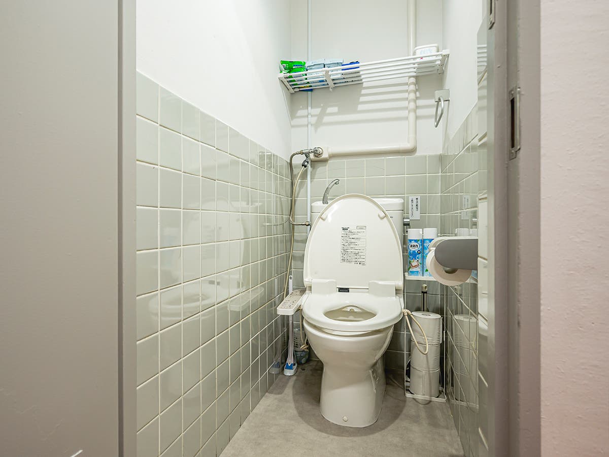 【ROOMs第2会議室】神田駅 東口1分 最大12名/施術ベット2台/光回線/会議/ボドゲ/セミナー/ボドゲ/撮影【安い・綺麗】の写真25