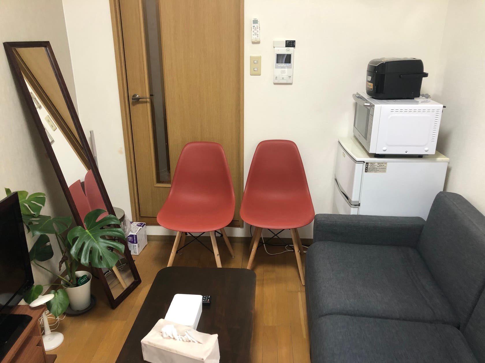 10人OK谷町６丁目駅⑥番出口から徒歩2分マンション７階静かな１K　料理デートやテレワークに有料駐車場有の写真3