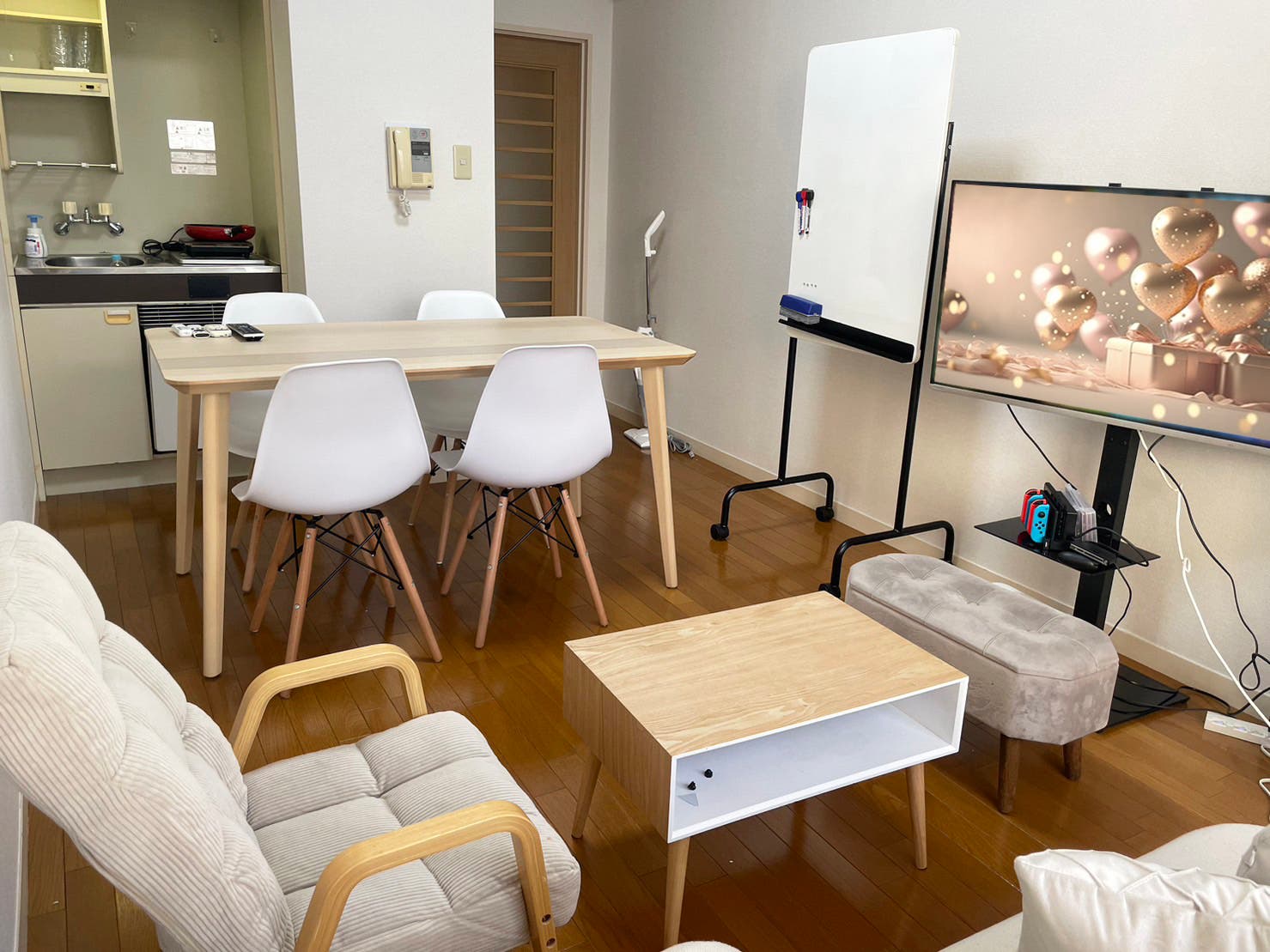 【吉祥寺駅近1分パルコ前】NEW OPEN23年11月✨🏠人気ゲーム🎮女子会🍾テレワ💻大型TV・プロジェクターの写真4