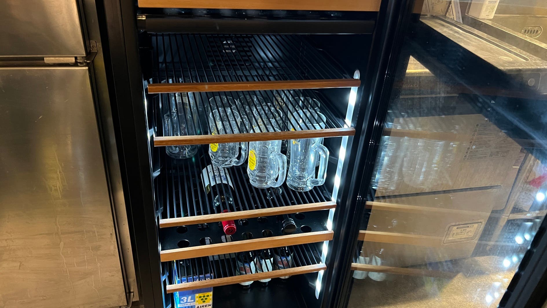 中板橋駅徒歩1分🚶‍♂️最大30名収納👬オシャレカフェ☕Wi-Fi📶カラオケ🎤イベントスペースの写真16