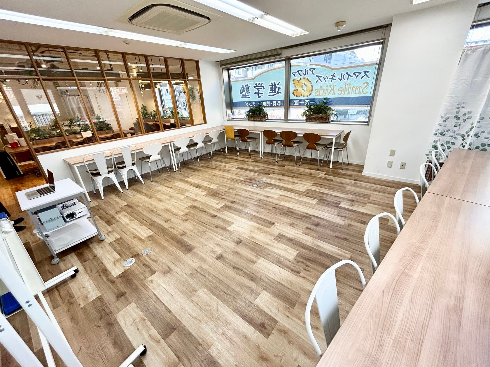 NEW OPEN🎉【横浜駅・戸部駅】&lt;最大30名&gt;好立地‼会議室/テレワーク/セミナー/撮影等【定期清掃・いつでも清潔】の写真10