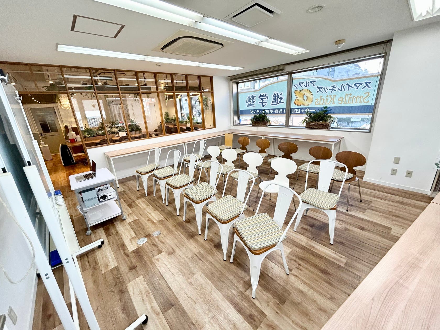 NEW OPEN🎉【横浜駅・戸部駅】&lt;最大30名&gt;好立地‼会議室/テレワーク/セミナー/撮影等【定期清掃・いつでも清潔】の写真5