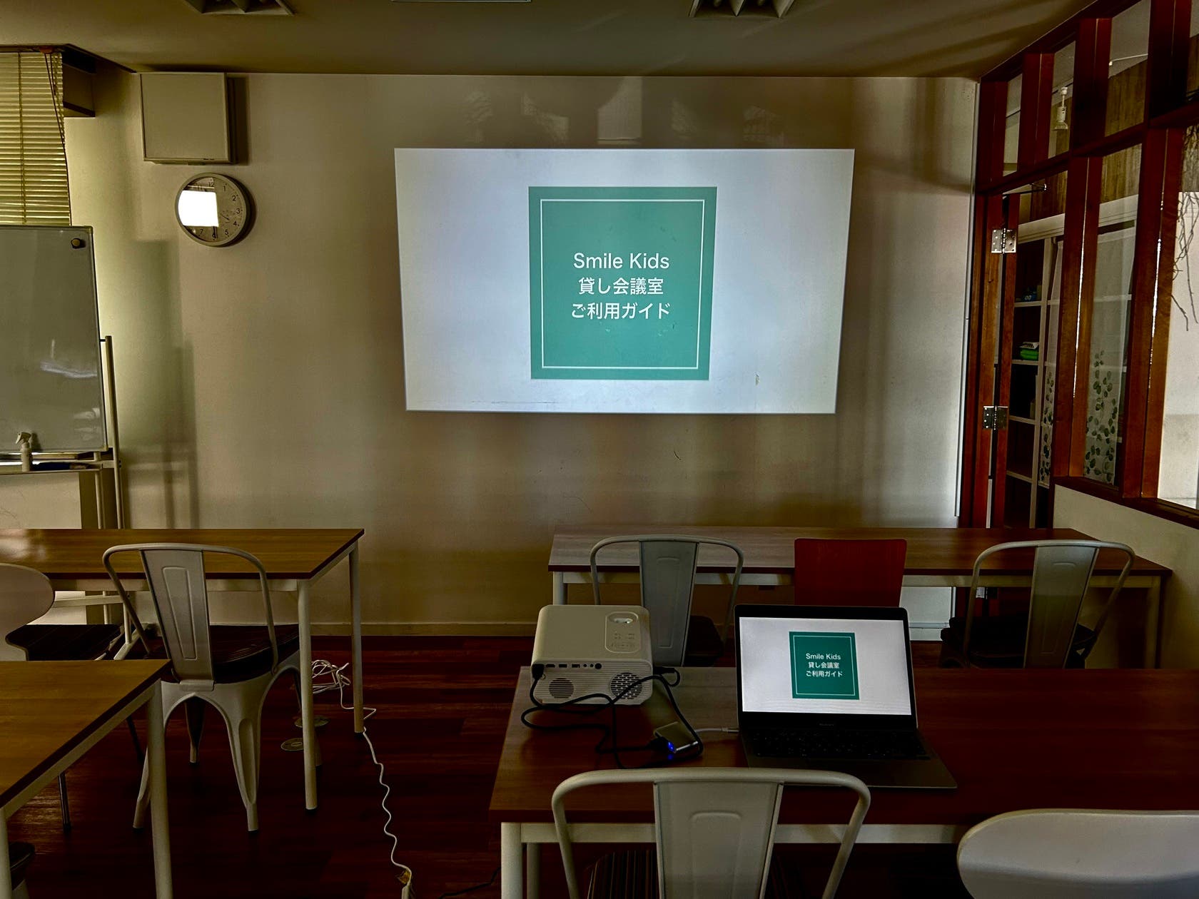 NEW OPEN🎉【横浜駅・戸部駅】&lt;最大30名&gt;好立地‼会議室/テレワーク/セミナー/撮影等【定期清掃・いつでも清潔】の写真14