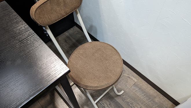 テレワークスペース 神田駅3分 完全個室 L字カウンター/高速Wi-Fi/モニター/プリンタ/地上波TVの写真5