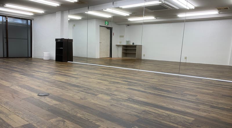 スタジオDancers北大路　当日予約可能！ダンスの個人練習やレッスンの開催に最適な多目的スペースです