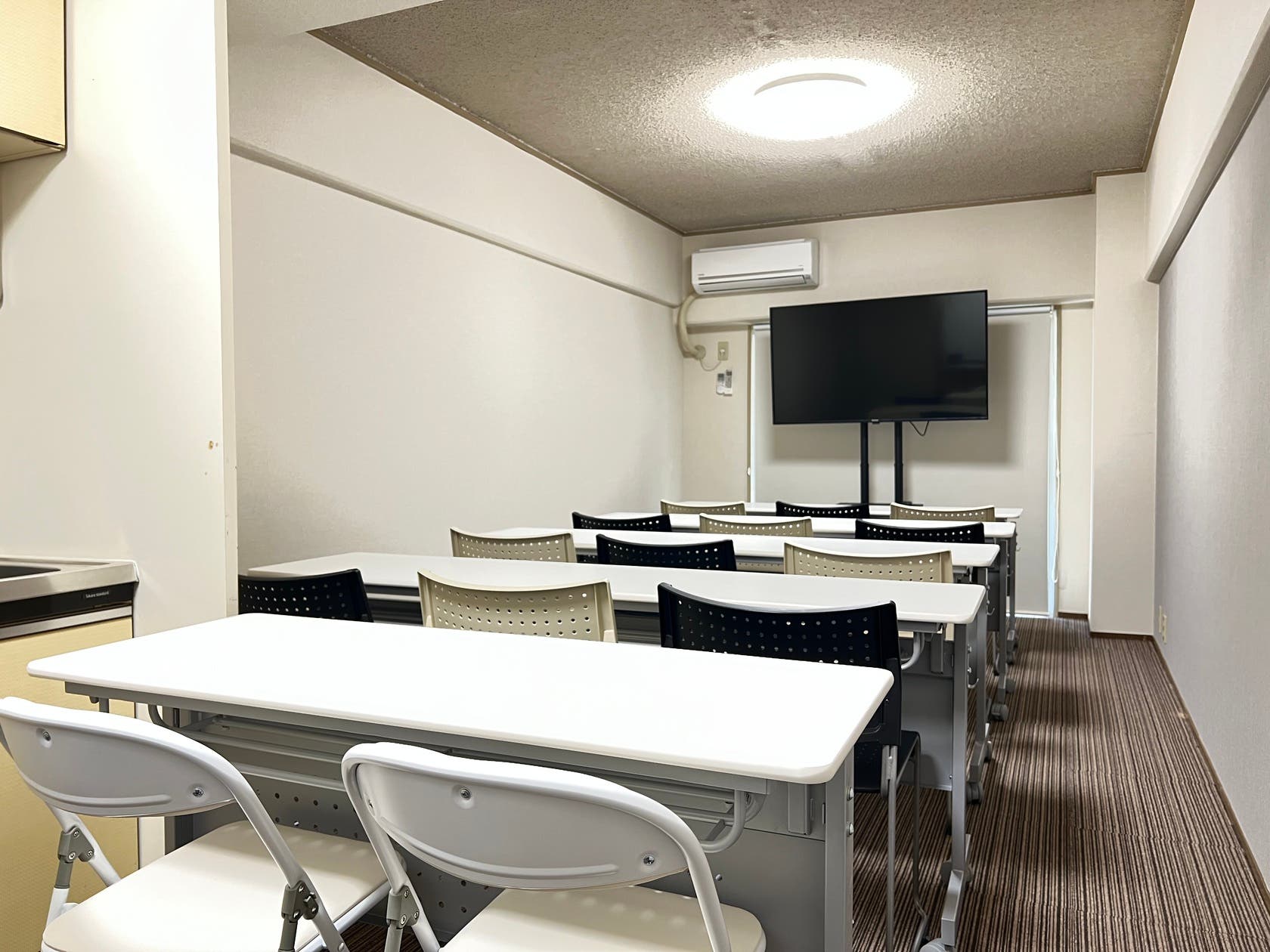 【インボイス対応で経費も安心】◆お気軽会議室博多hexa◆駅徒歩4分/18人収容/大型モニター/高速wifi/当日予約可の写真6