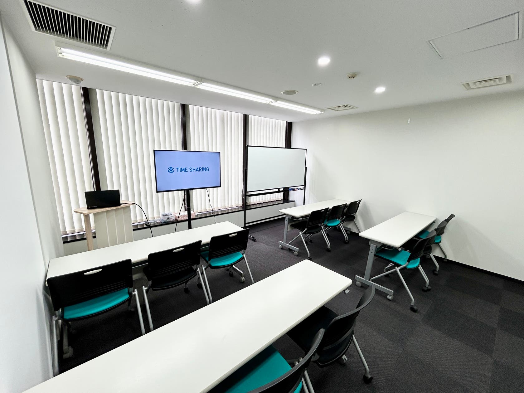 2A【飯田橋駅 2分】オプション料金0円で設備・備品使い放題♪WiFi無料！清掃・消毒で衛生面も安心♥便利な駅近 の写真1