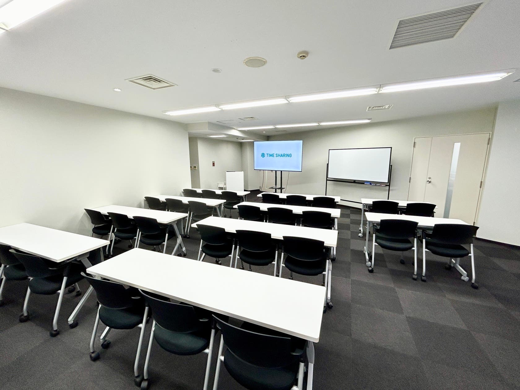 2B【飯田橋駅 2分】オプション料金0円で設備・備品使い放題♪WiFi無料！清掃・消毒で衛生面も安心♥便利な駅近 の写真3