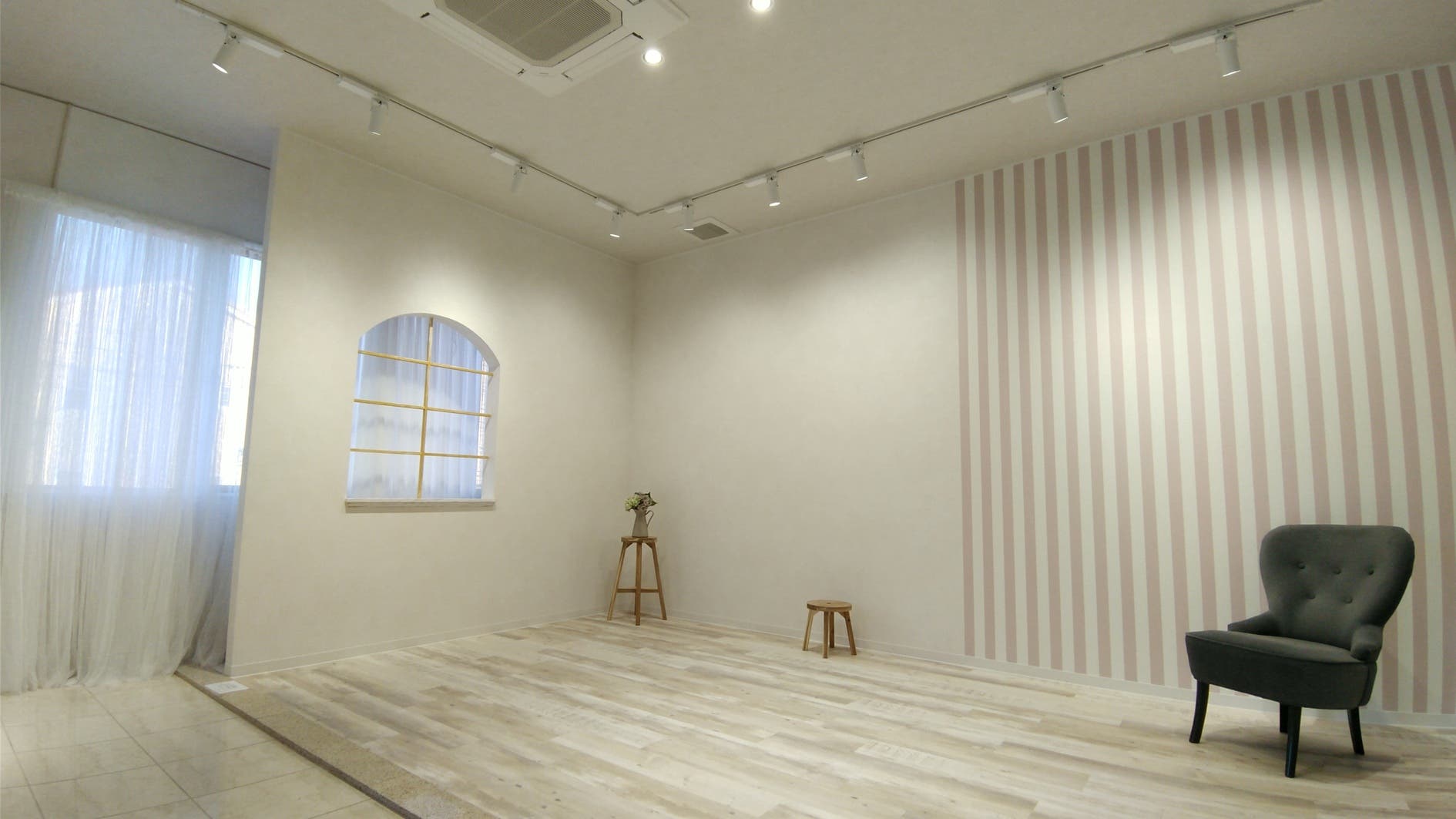 ♪撮影に最適♪　天井高3m・91㎡広々ゆったりスペース　駐車場無料　機材、装備品持ち込みOK！　撮影・パーティ・女子会などにの写真5