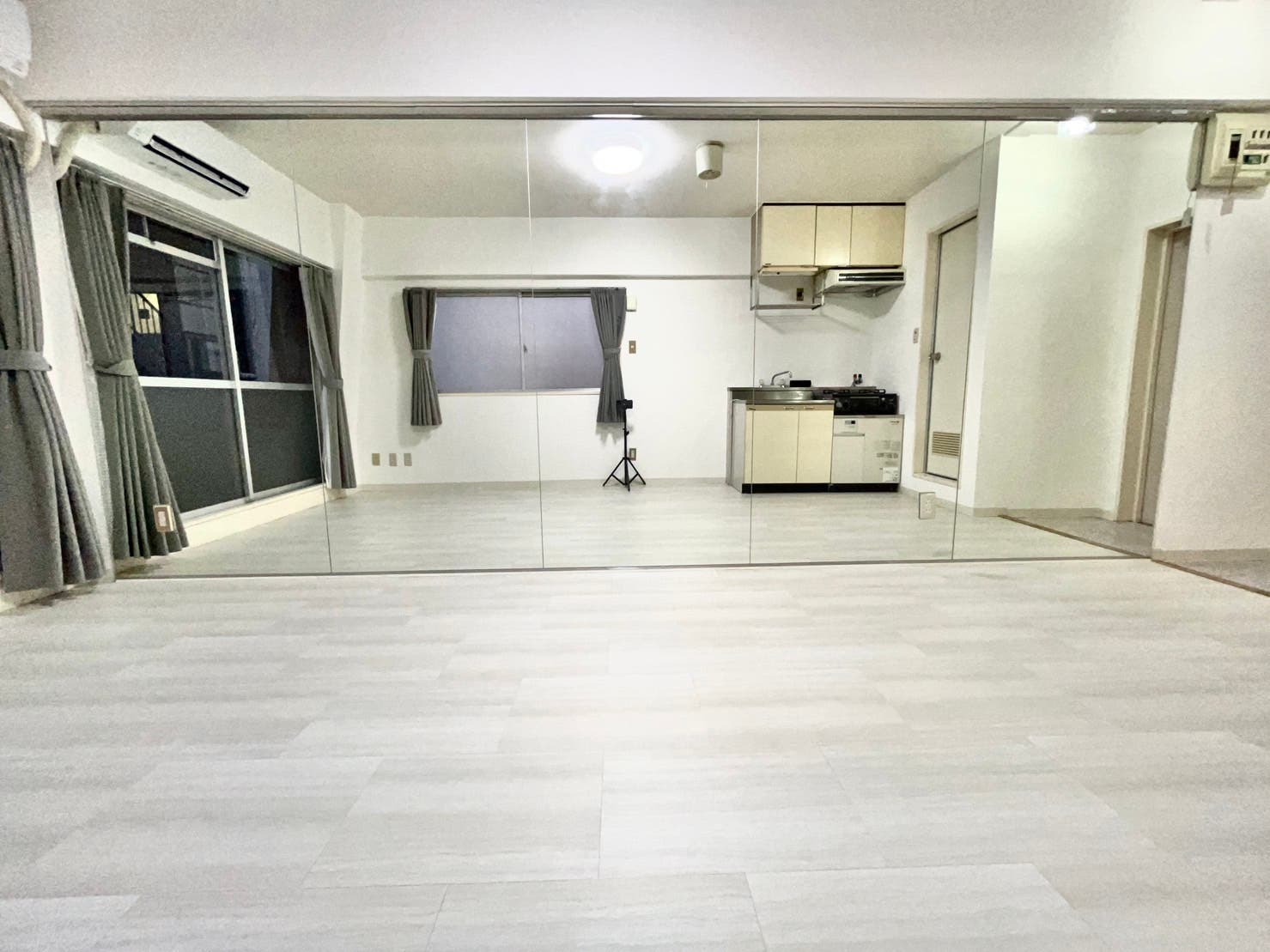 【金山駅4分】🕺ダンス･ヨガ🧘少人数にオススメ✨大型鏡🌞自然光あり🆓WIFI完備★の写真4