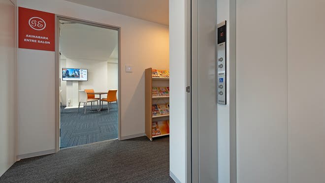 ⭐️【4名会議室】秋葉原駅から徒歩1分⭐️スタッフ常駐のため安心してご利用いただけます!✨Wi-Fi有りの写真3