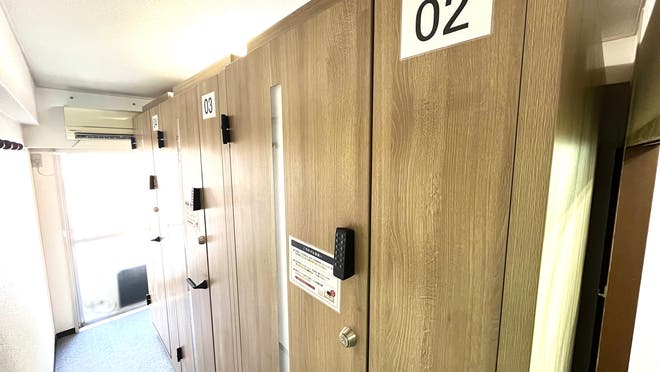 <ワークブース天神No.2>天神駅・赤坂駅徒歩5分!無料Wi-Fi・電源・モニターあり!テレワーク/面接/自習/作業場所の写真5