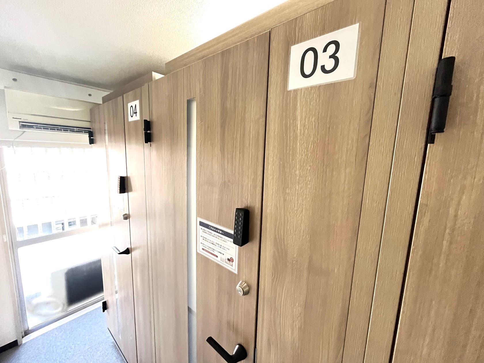 ＜ワークブース天神No.3＞天神駅・赤坂駅徒歩5分！無料Wi-Fi・電源・モニターあり！テレワーク/面接/自習/作業場所の写真5